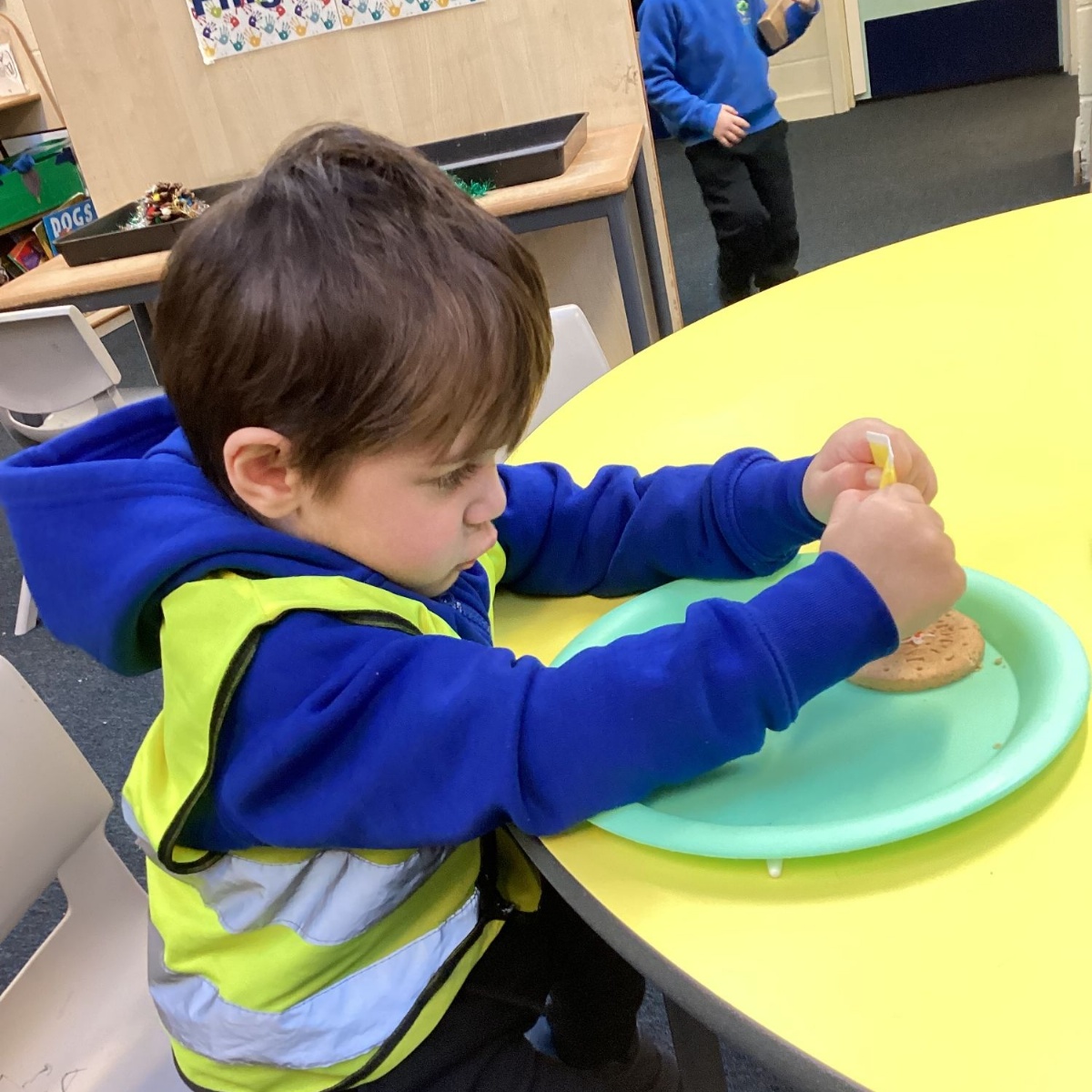 Watercliffe Meadow Community Primary School - Biscuit decorating